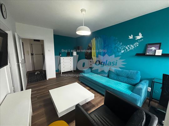 Novi Beograd - Kod Opštine - Moderan stan 42m²