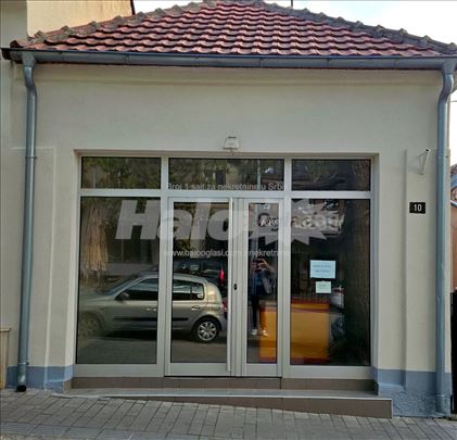 Izdaje se lokal 55m² – centar Topole, glavna ulica