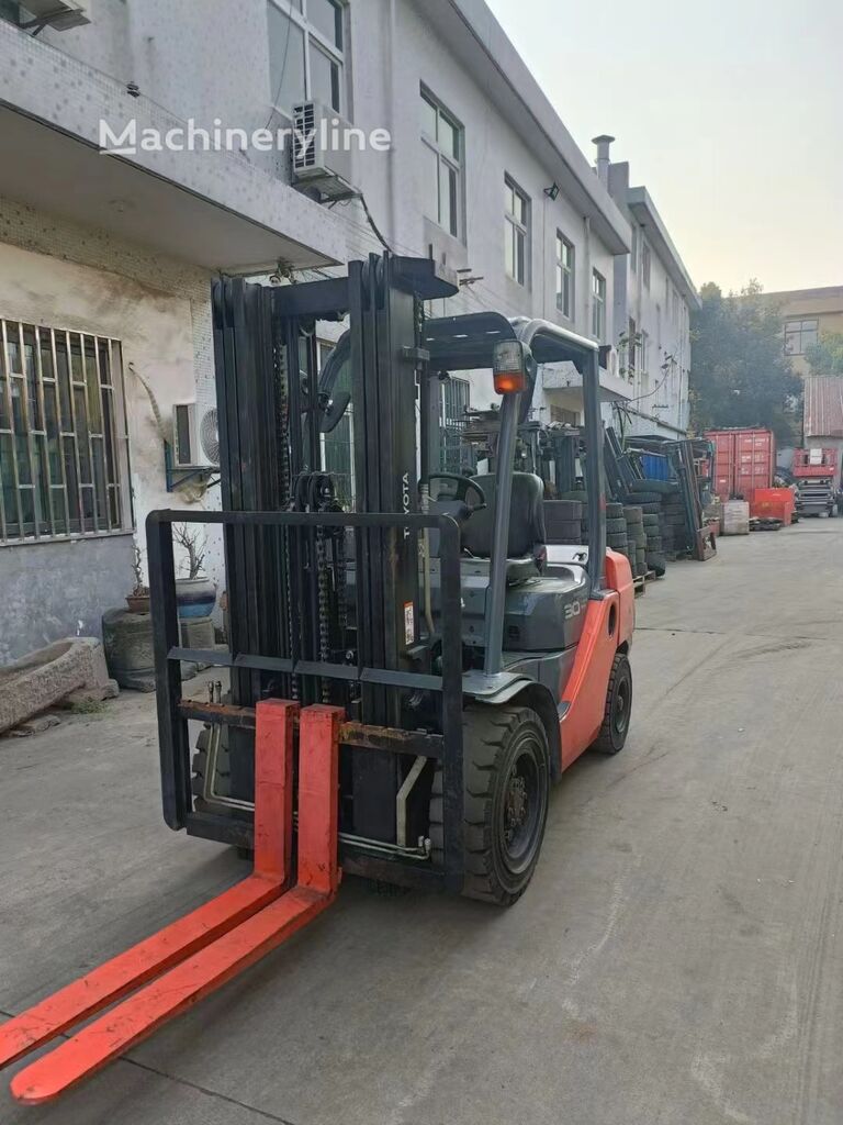 Toyota FD30 dizel viljuškar