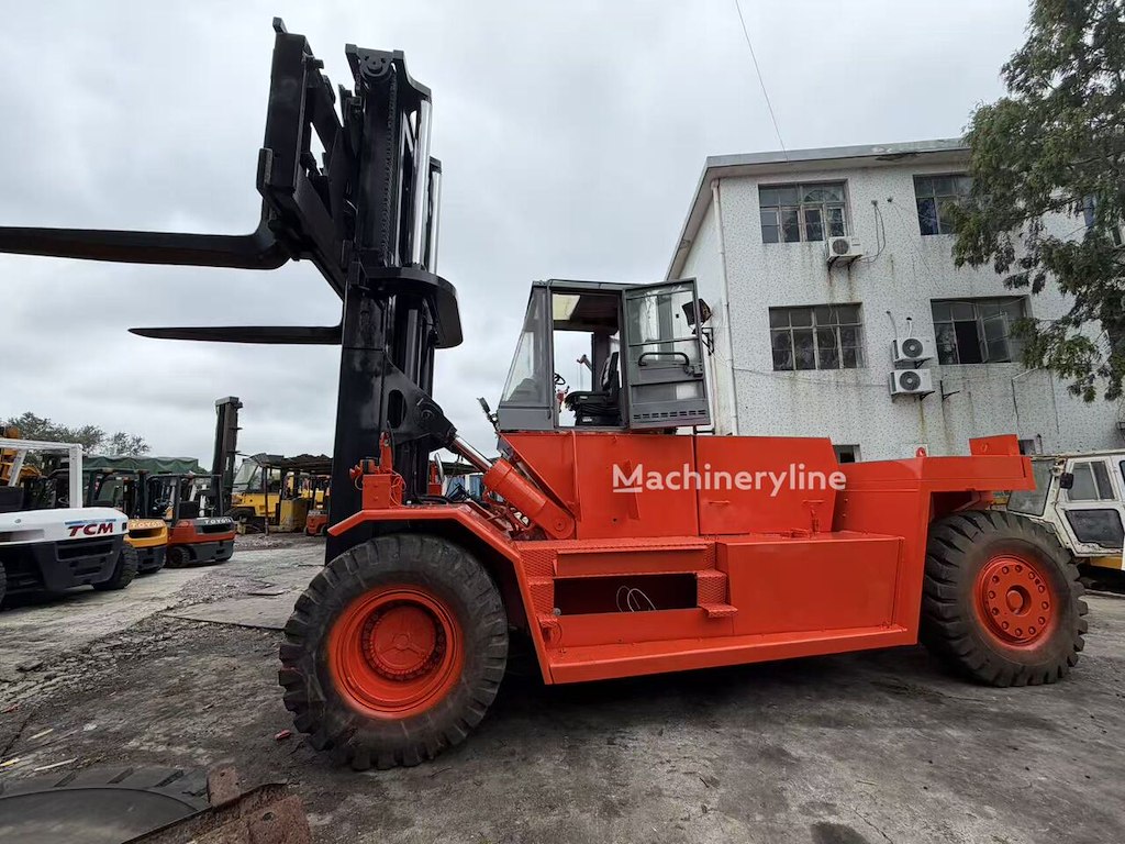 Valmet TD320 dizel viljuškar