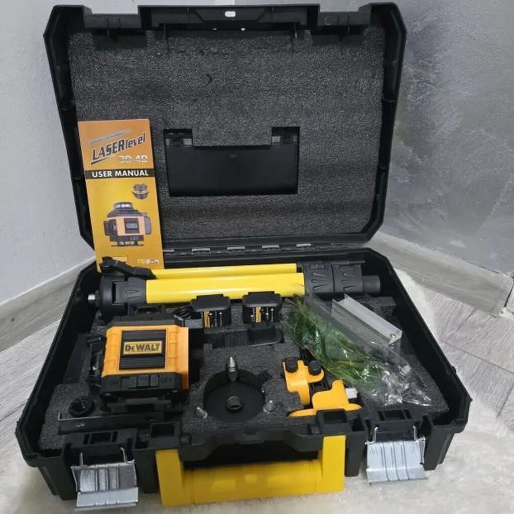 LASER DEWALT 4D SA DIGITALNIM EKRANOM I FULL OPREMOM | Laser Dewalt