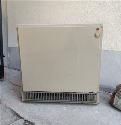 TA peć Magnohrom Kraljevo, 2,5 kW, ispravna