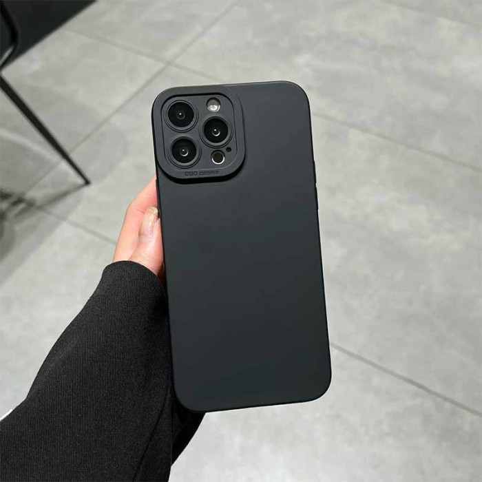 FUTROLA SILIKONSKA YOVOE ZA HONOR 600 PRO CRNA