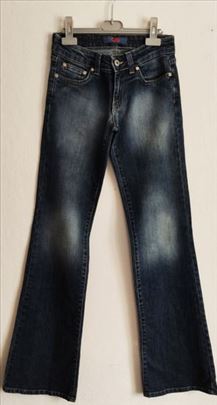 Nove farmerke Conto Bene br. 29/32