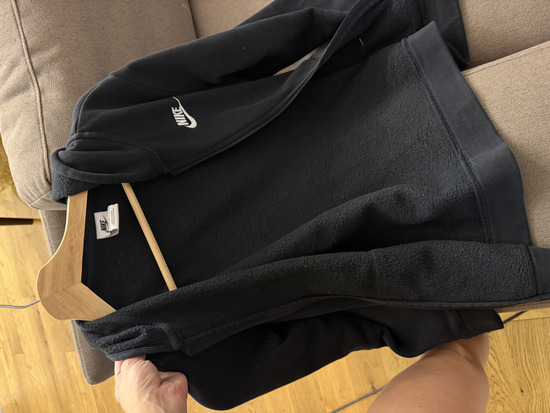 Nike duks