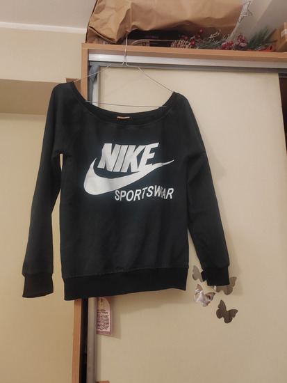 NIKE crni duks M
