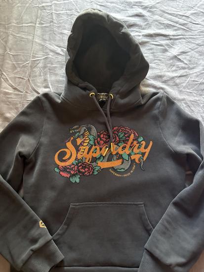 Superdry zenski duks kao nov s