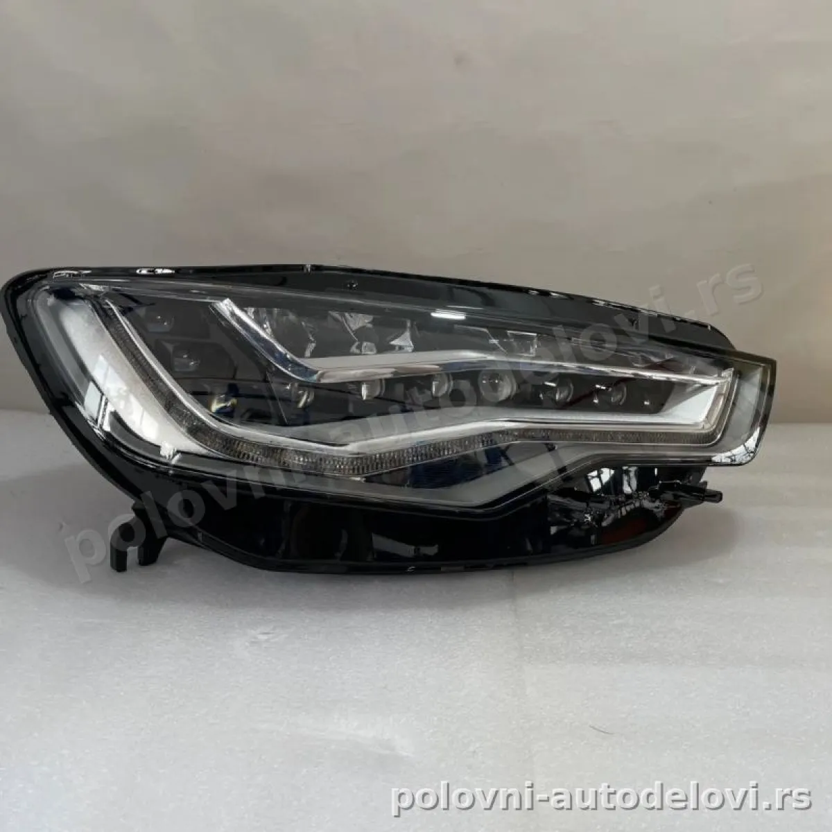 Audi A6 S6 RS6 4G Full LED far desni 4G0941774