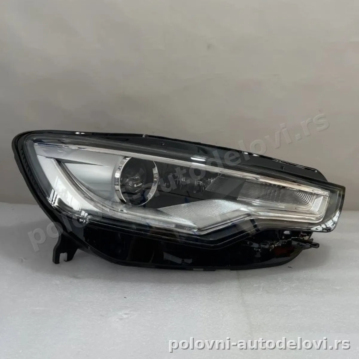 Audi A6 S6 RS6 4G Xenon LED far desni 4G0941006