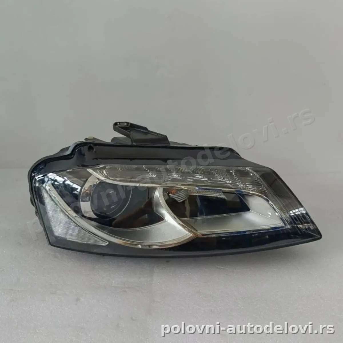 Audi A3 S3 RS3 8P/8PA Bi-Xenon LED far desni 8P0941030BM