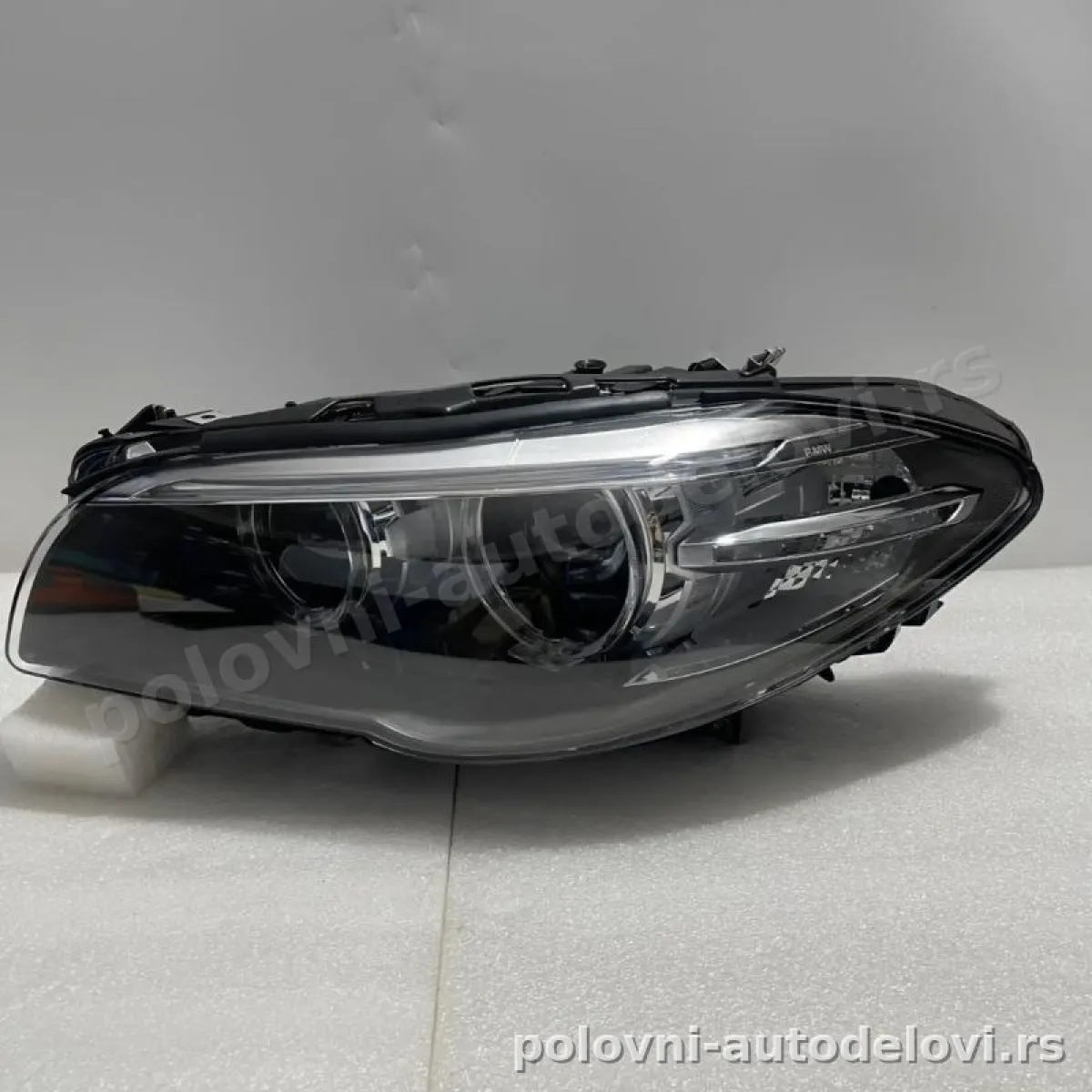 BMW 5er F10 F11 Bi-Xenon LED far levi 63117343911