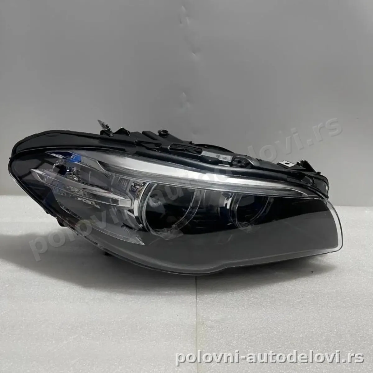 BMW 5er F10 F11 Bi-Xenon LED far desni 63117343912