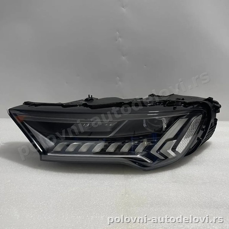 Audi Q7 SQ7 4M Full LED Matrix far levi 4M0941039