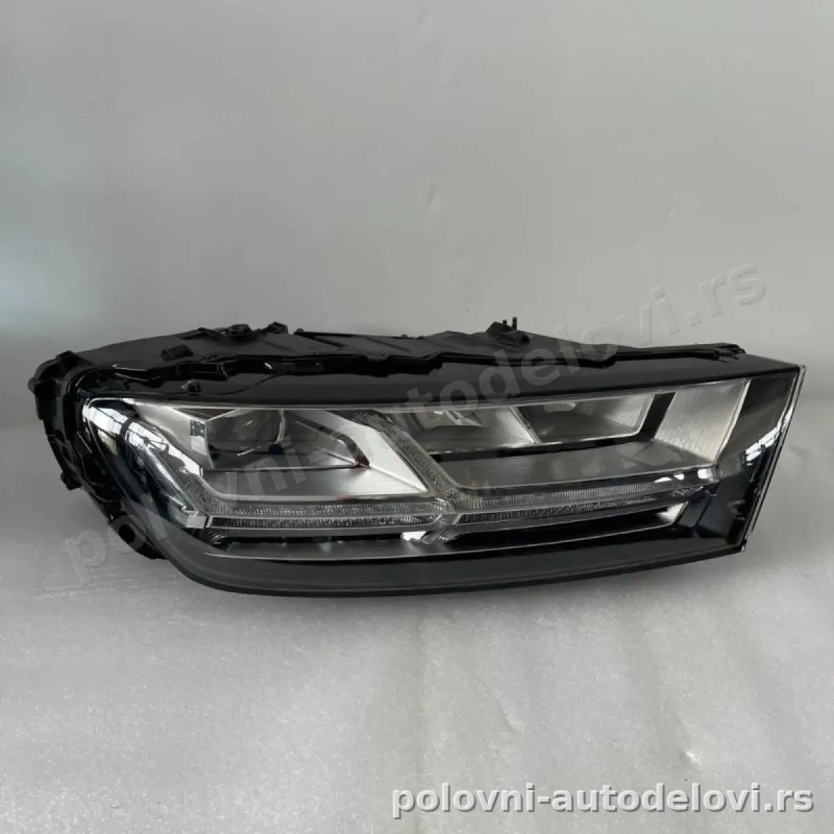 Audi Q7 SQ7 4M Full LED far desni 4M0941034