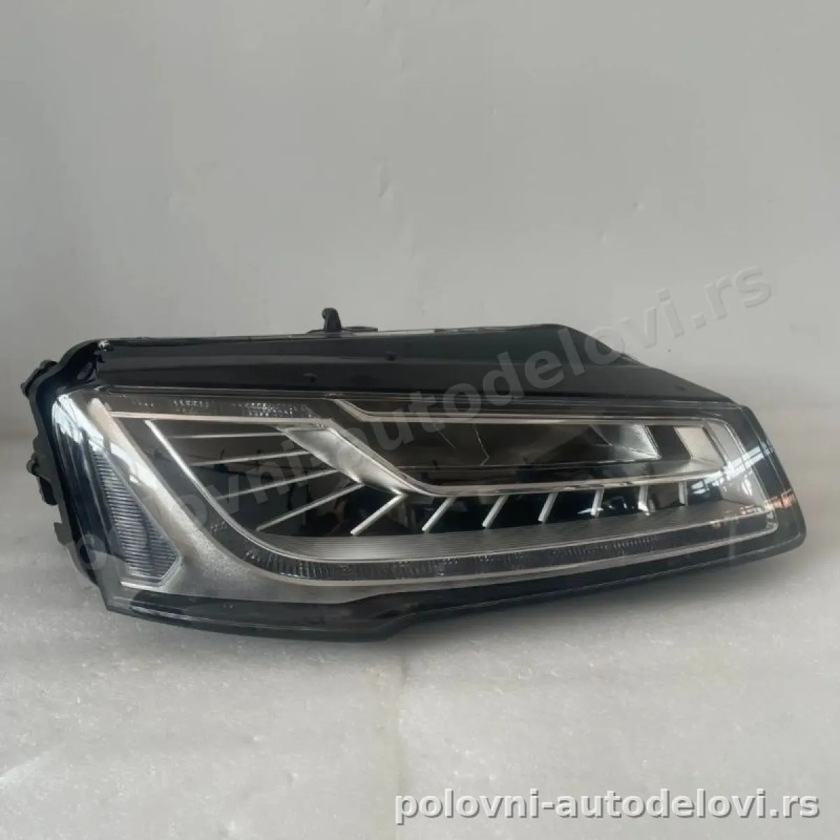 Audi A8 S8 4H Full LED far desni 4H0941034
