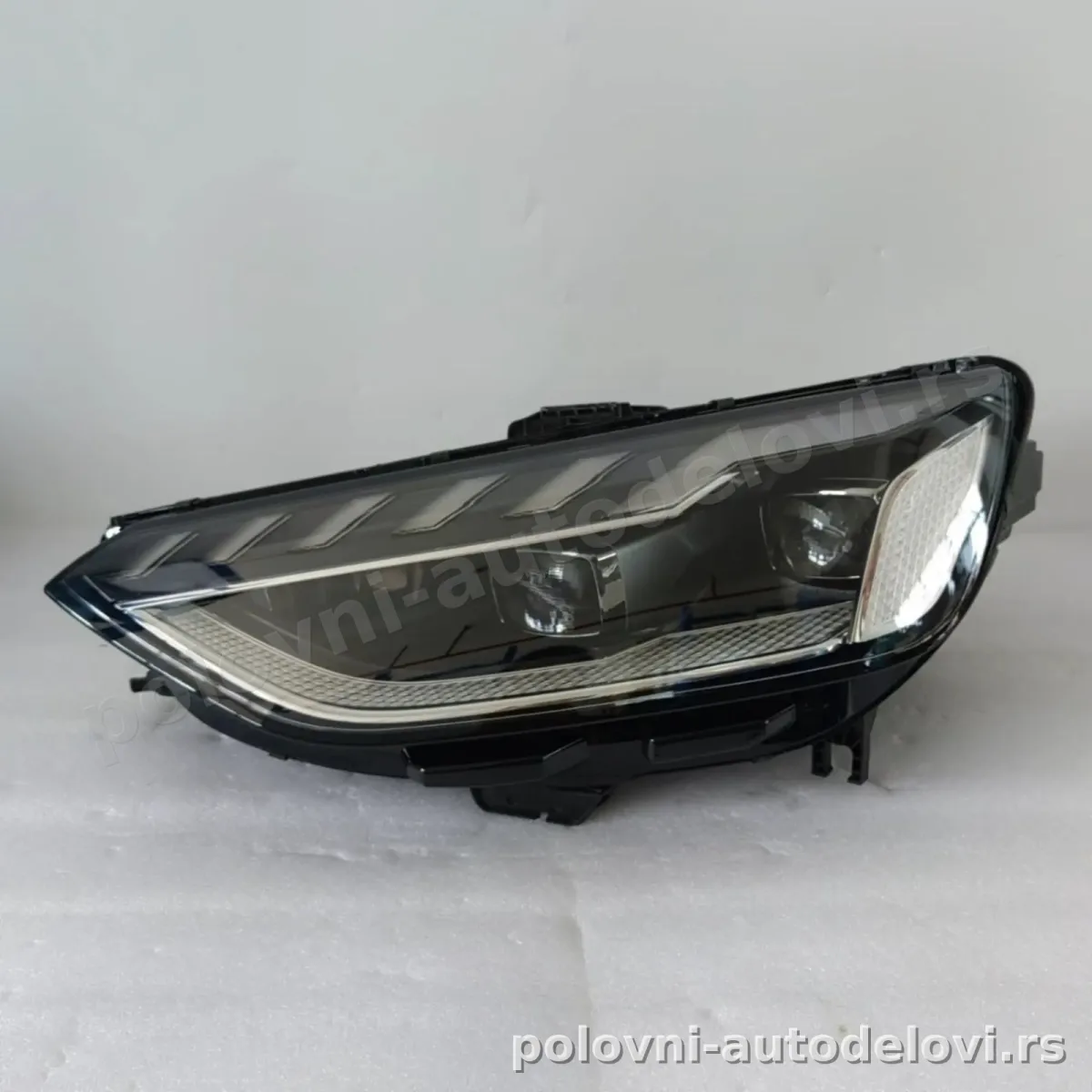 Audi A4 S4 RS4 B9 Full LED Matrix far levi 8W0941035E