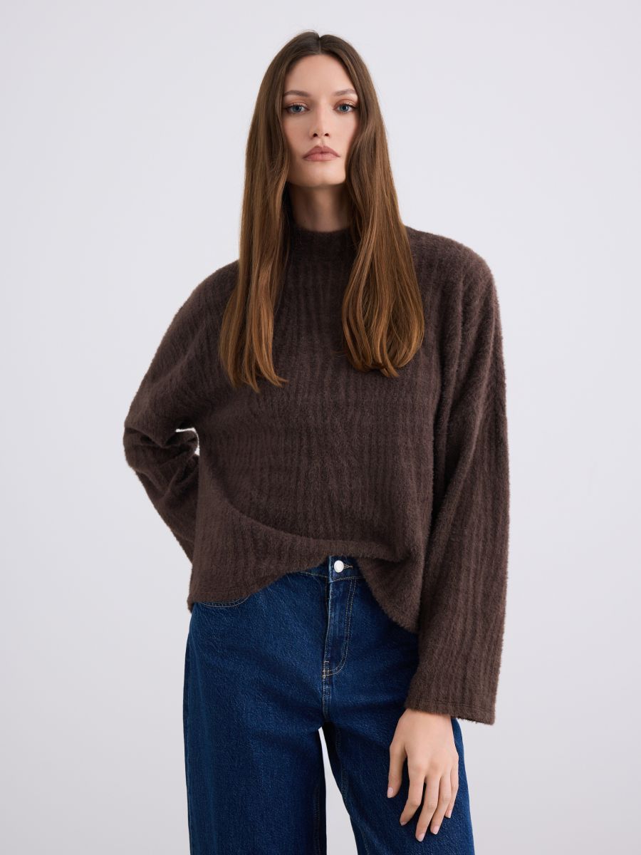 Bluza s podignutim okovratnikom
