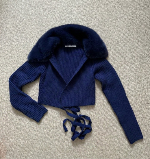 Zara dzemper kardigan sa krznom S/M novo