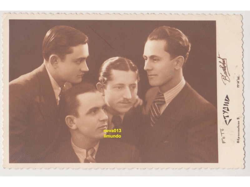 FOTOGRAFIJA - foto studio Nis,grupa akademaca