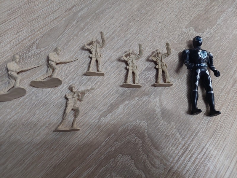 Mini vojnici