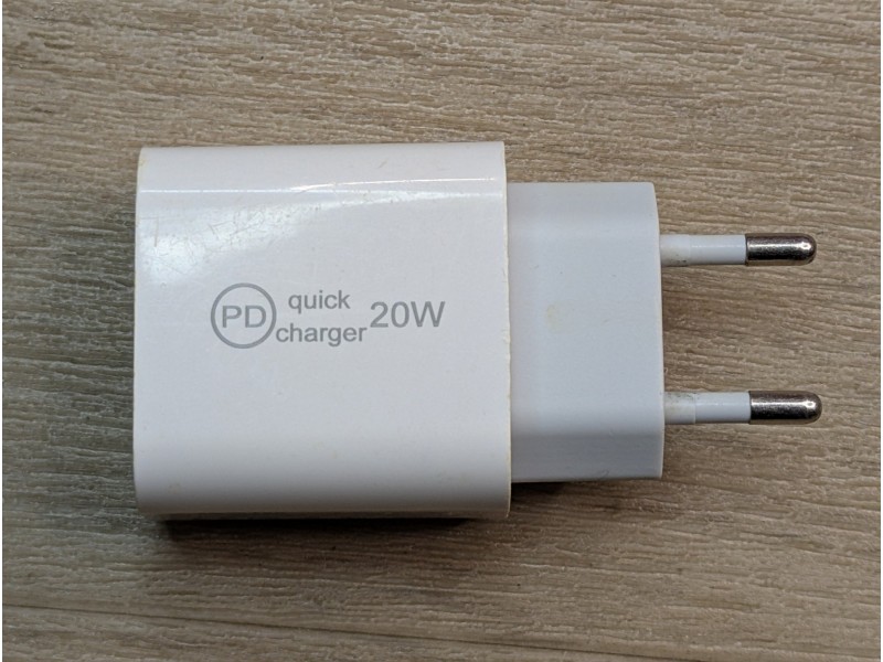Quick charger 20W - tip ,,C,,