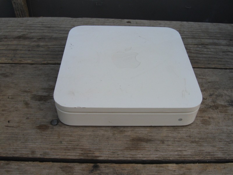 APPLE AirPort Extreme Base Station A1301