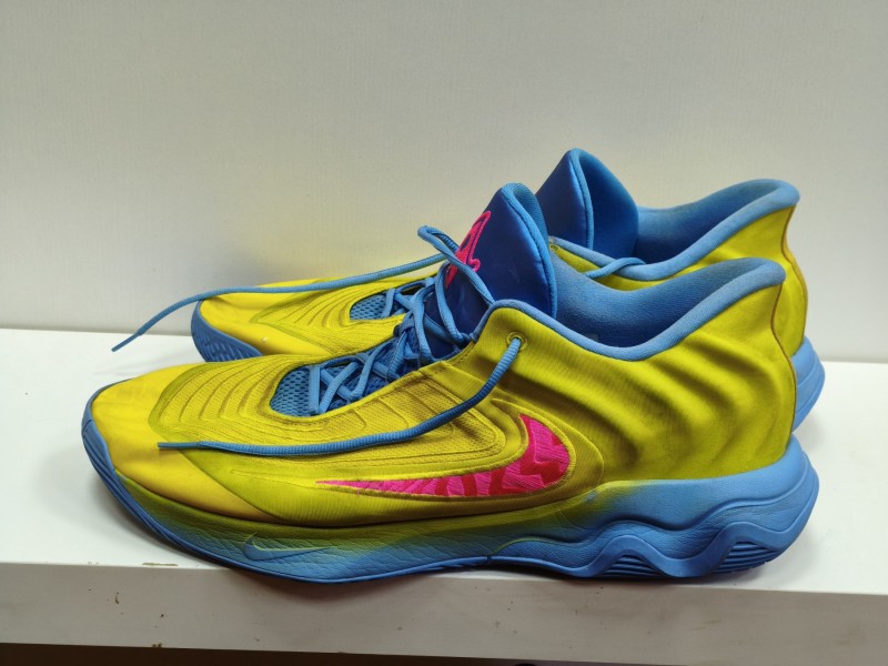 PATIKE ZA KOŠARKAŠE NIKE 52.5