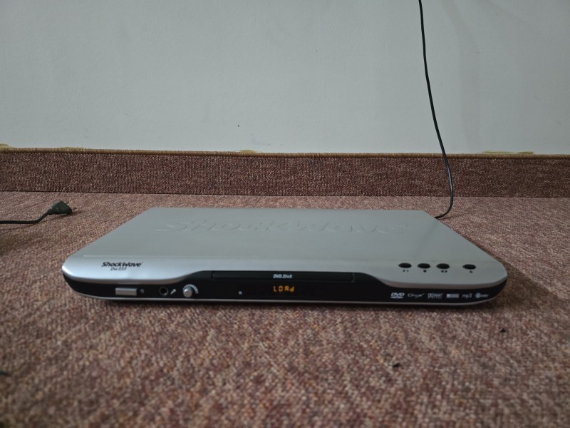 Shockwave cd player sa tunerom