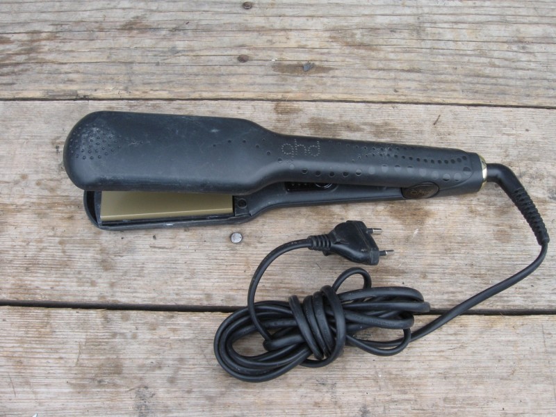 GHD SS5.0 kvalitetna pegla za kosu