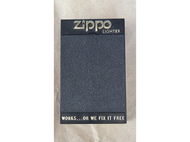 Zippo upaljač, model 200, vintage (80-te)