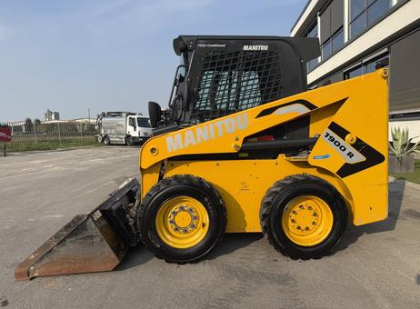 Loader MANITOU 1900R