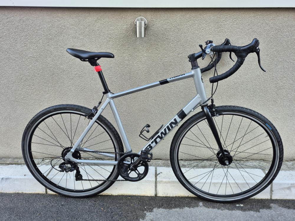 BTWIN triban 100 L France kao nov