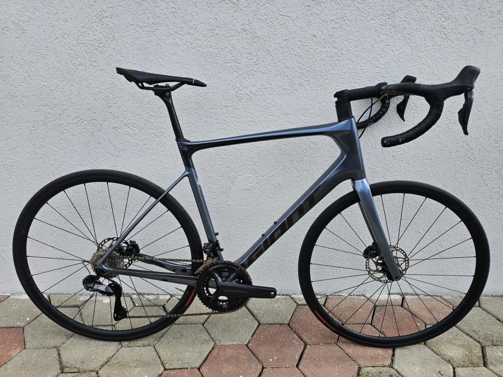 Giant Defy Adv Carbon M L 2x11 Prishtina