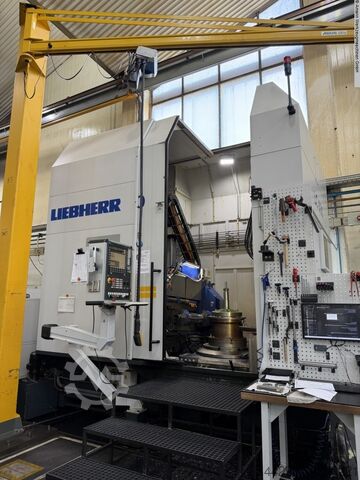 Mašina za jecanje zupčanik - vertikalna
LIEBHERR LC800