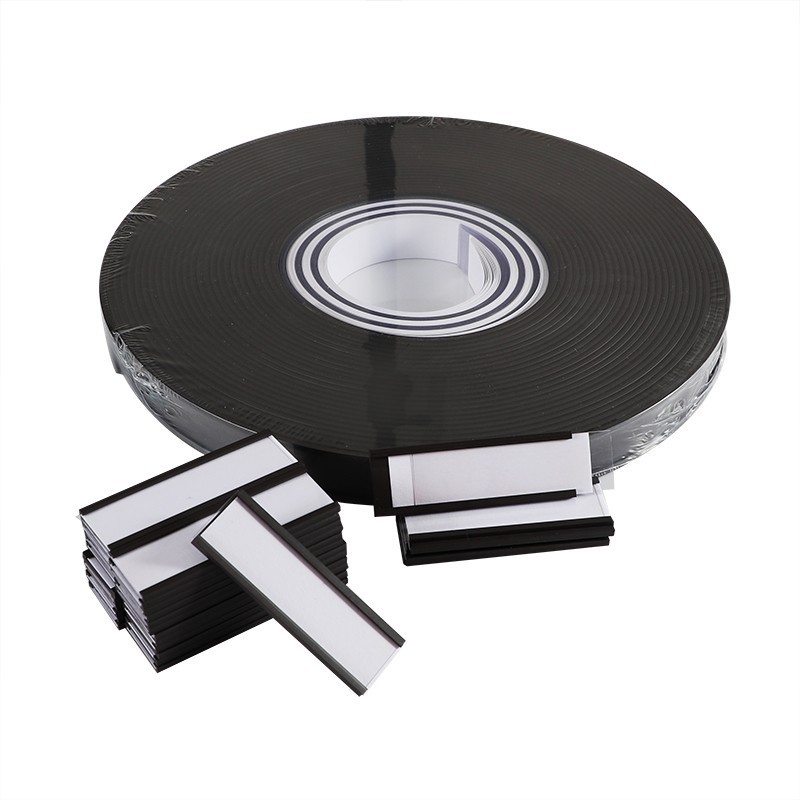 Magnetni "C" profil u rolni 30m x 30mm, sa papirom i folijom