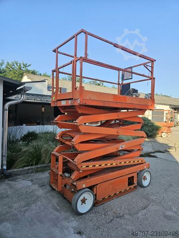 Makazasta radna platforma 9,9 m SKYJACK SJ4626
SKYJACK SJ-III 4626 Working height: 9,9m