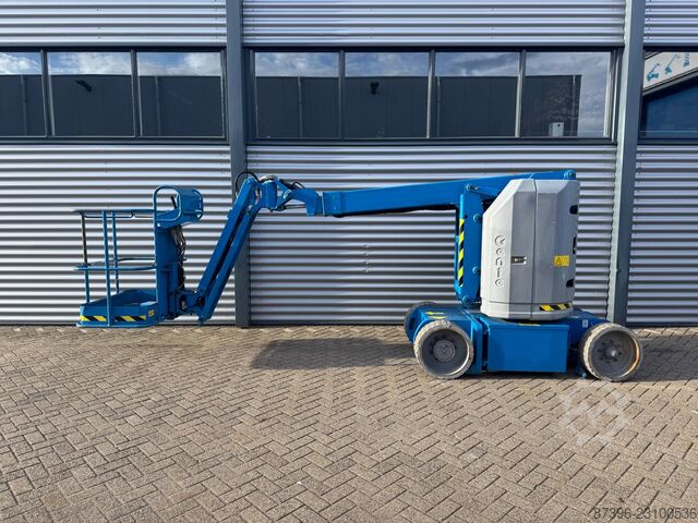 Genie Z30/20N RJ zglobna platforma za rad na visini (2014)
Genie Z30/20N RJ Hoogwerker Knikarmhoogwerker (2014)