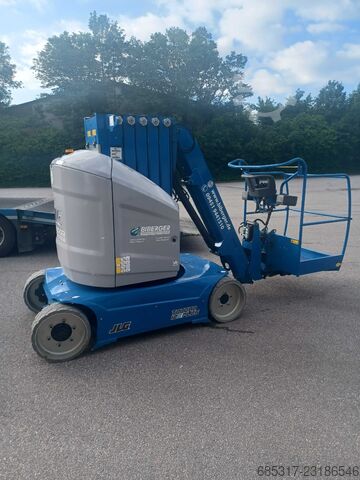 Vertikalni stubni podizač
JLG Toucan 12E+ (Kopie)