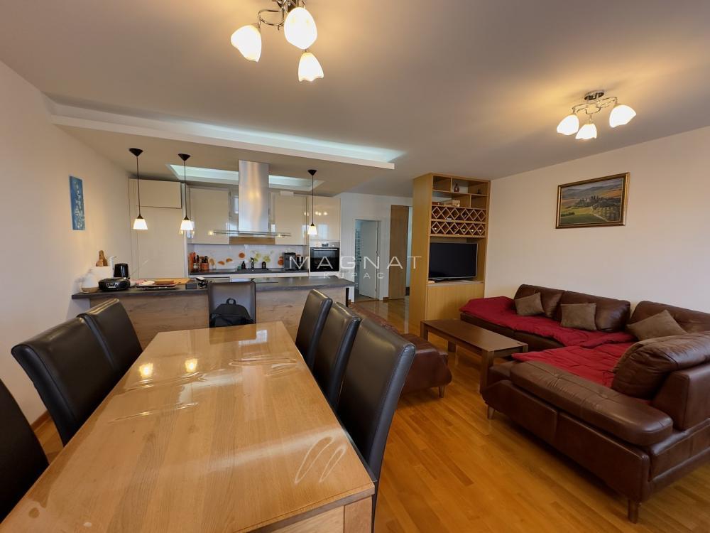 Đevđelijska, Trosoban stan na prodaju, 110m2, 375.000€