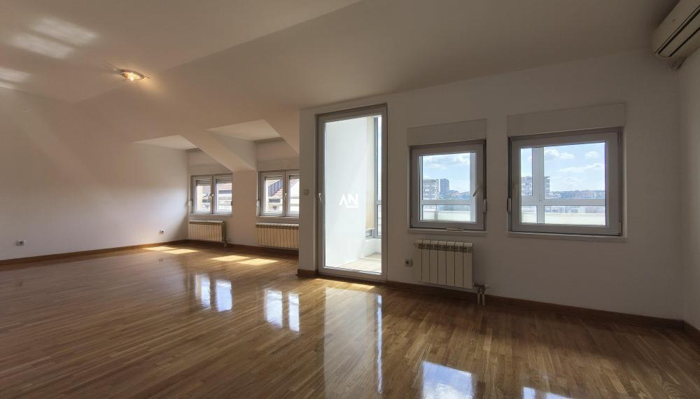 Todora Dukina, Četvorosoban stan na prodaju, 121m2, 294.998€