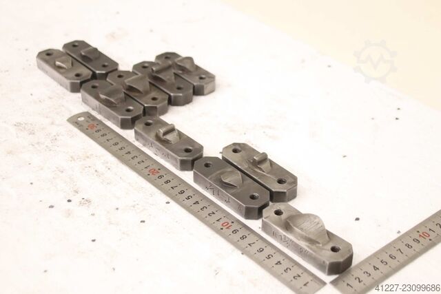 Alat za probijanje: alat za izrezivanje cevi, 18 komada
Mubea 1" bis 1 1/4" / 1" bis 2"