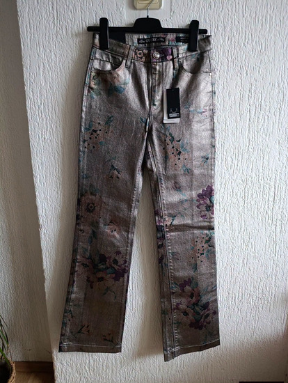 GUESS NOVE metalik pantalone S/M