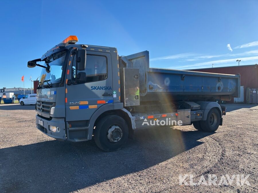 Prodaje se Mercedes-Benz 1529 Atego rol kiper sa kukom na aukciji
