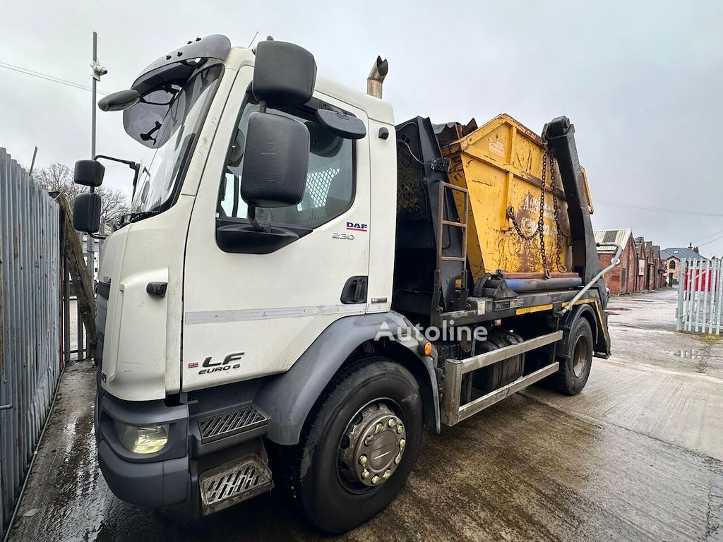 DAF 2017 DAF 55-230 Hyva Skip Truck kamion autopodizač kontejnera