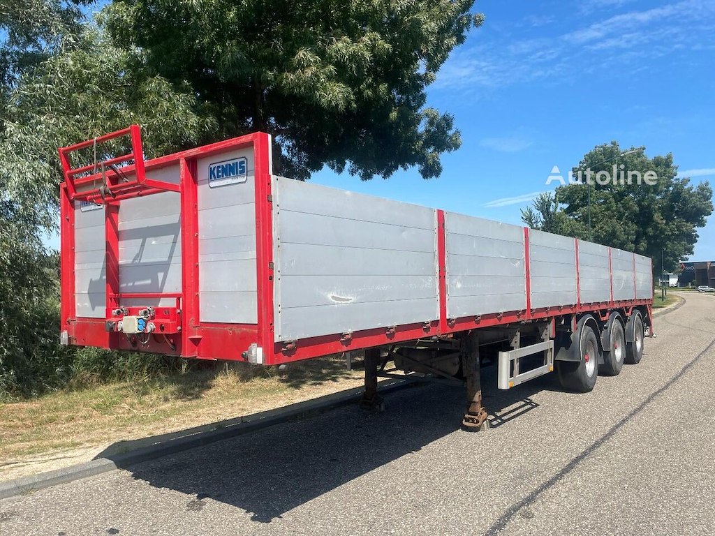 Pacton T3-003 poluprikolica sa ravnom platformom