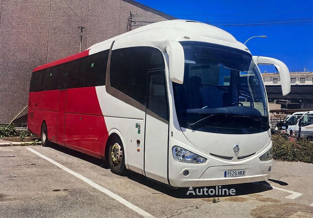 IVECO Irizar turistički autobus