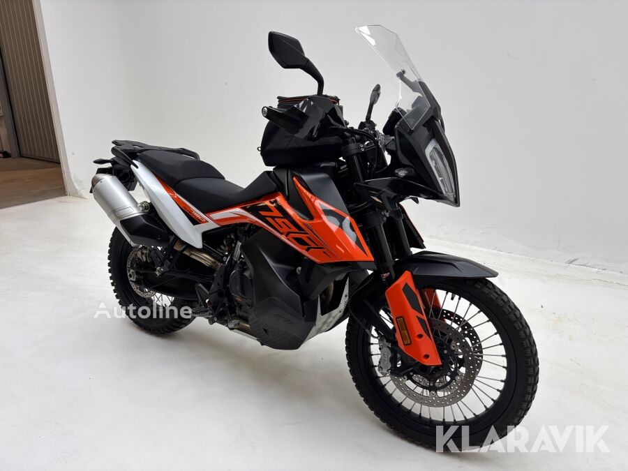 Prodaje se KTM 790 Adventure motocikl na aukciji