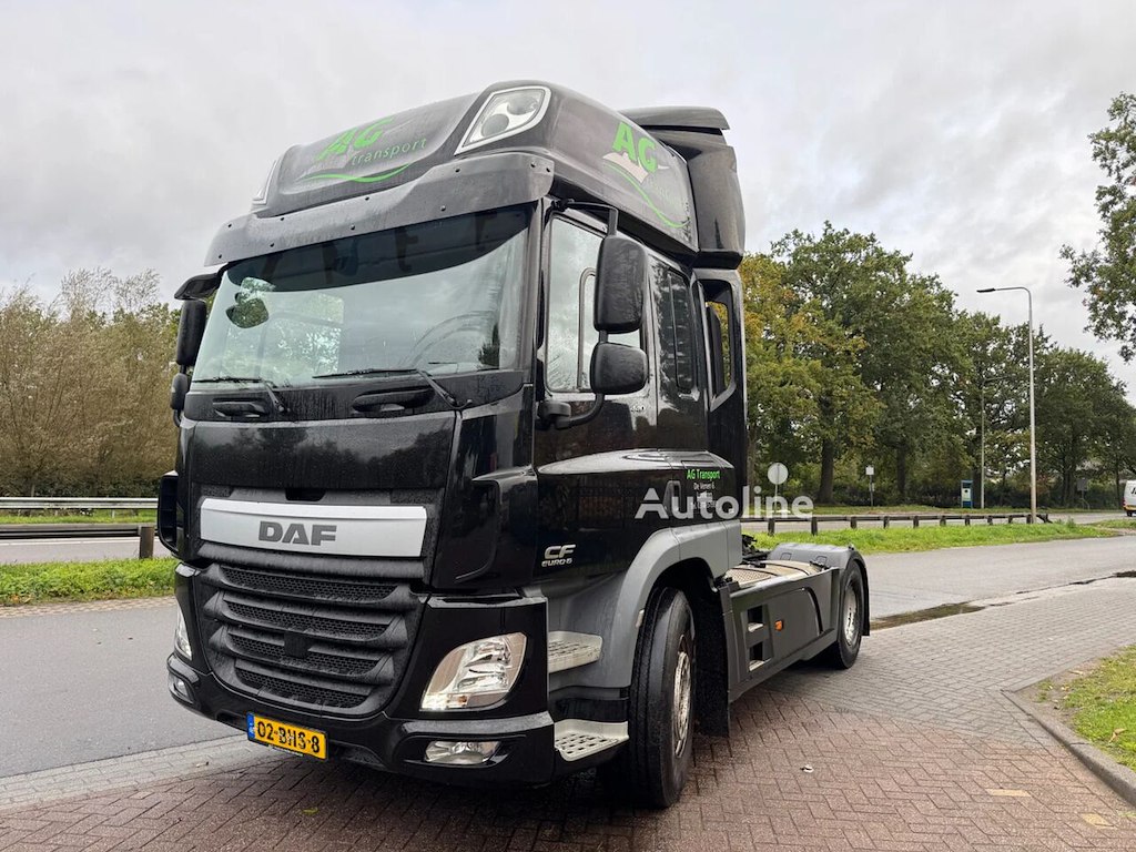 DAF CF 440 Spacecab tegljač