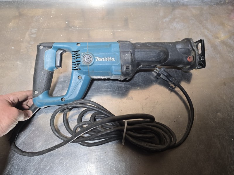 Makita el.lisičarka JR3050T
