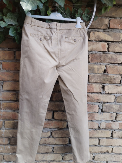 Esprit pantalone – veličina L